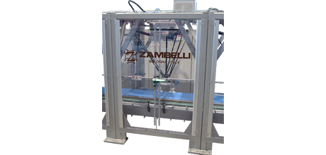 Robot handling and inserting lasagna sheets | Zambelli Packaging